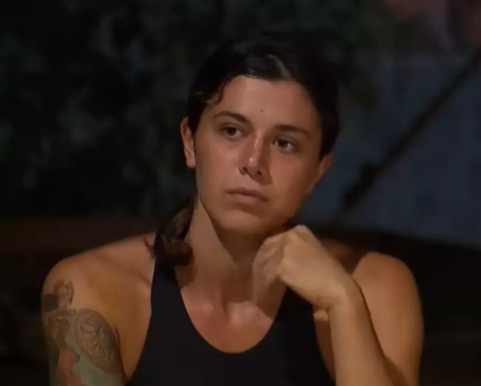 Survivor’ı aşk kokusu sardı! Nefise’nin aşkını ilan ettiği Yunan ...